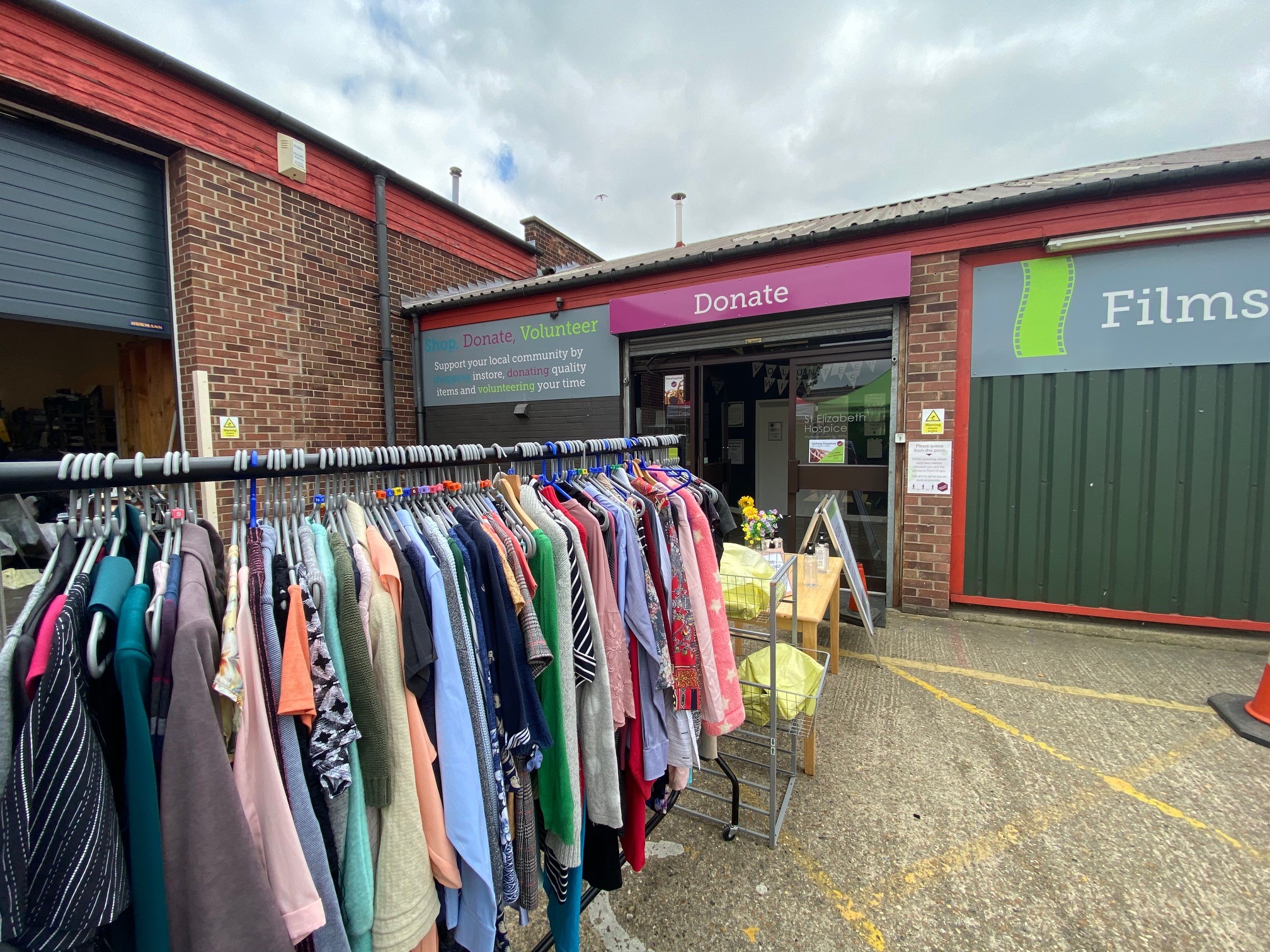 Holywells Retail Centre - St Elizabeth Hospice